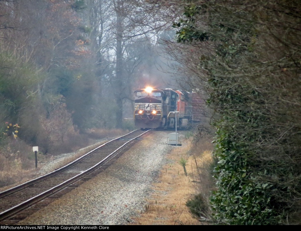 NS train #118 (Manifest) (Macon, GA - Linwood, NC) (pic 1)